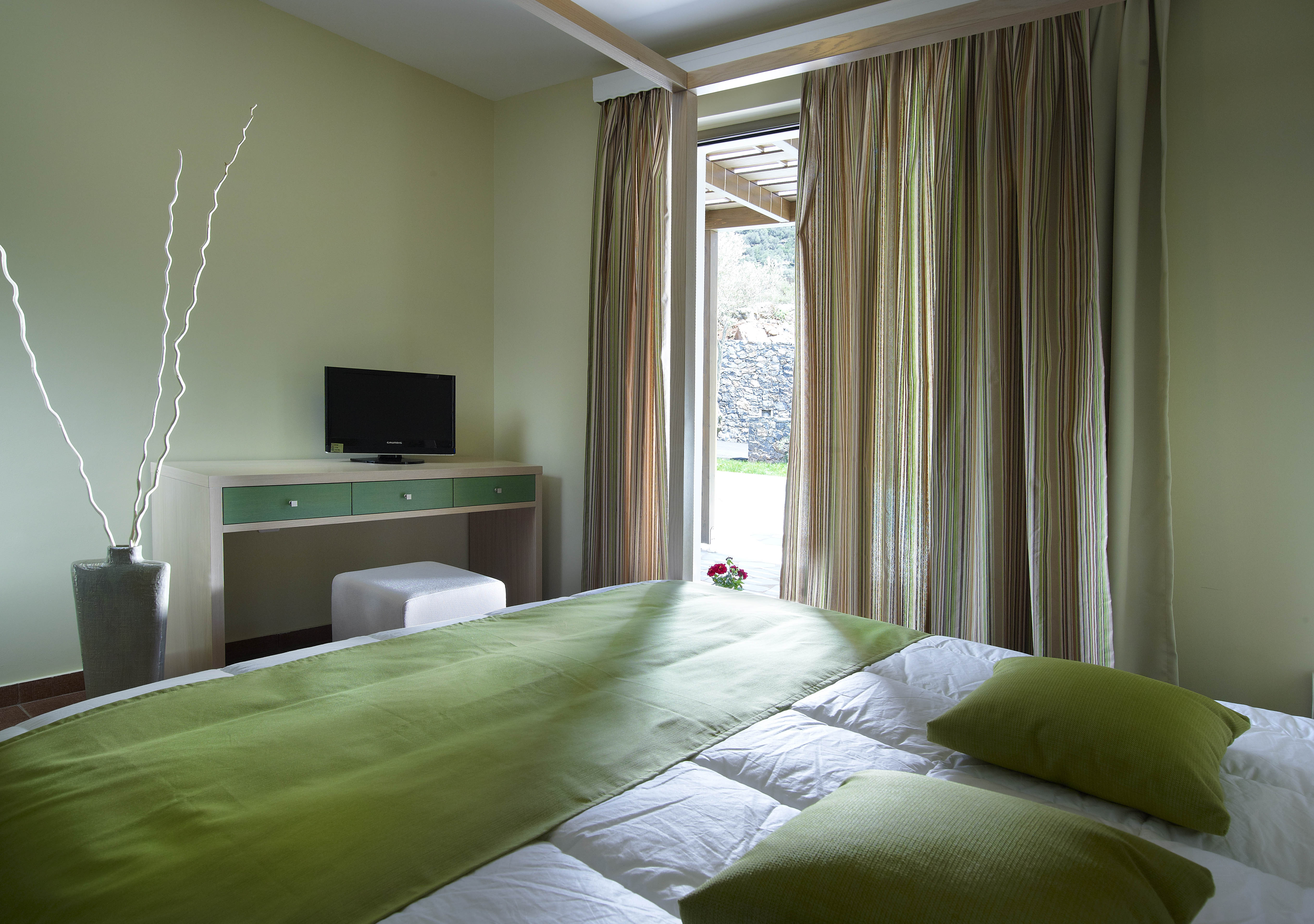 Filion Suites Resort & Spa in Bali Rethymno Crete: suites crete bali ...